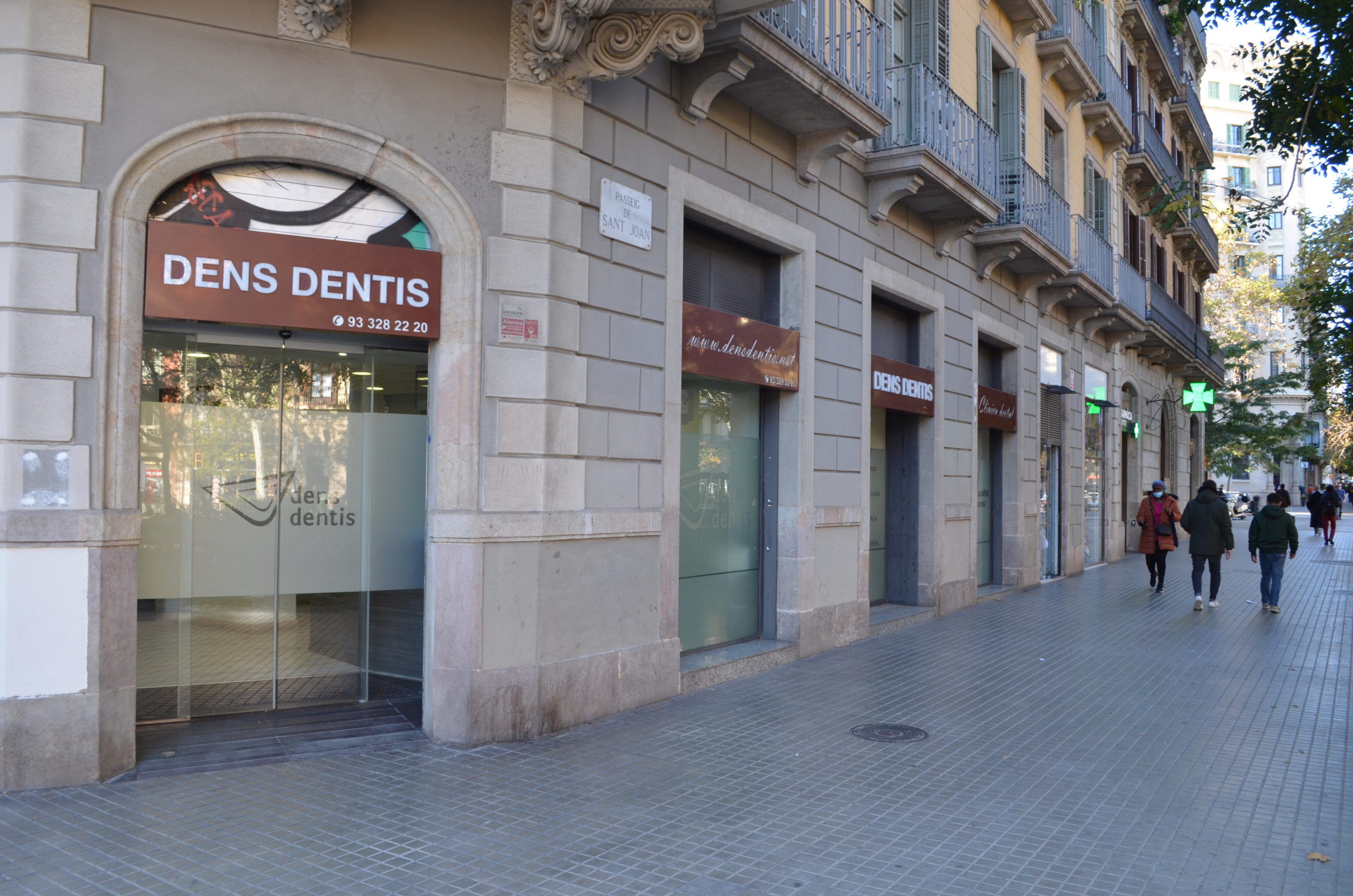 Instal·lacions – Dens Dentis